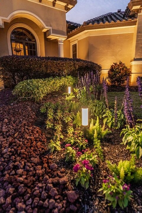 P19 | 6 Inch American Pagoda Path Light Bollard - Garden Light LED ...
